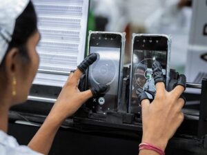 Mobile manufacturing to become India’s largest exports by 2025 ...